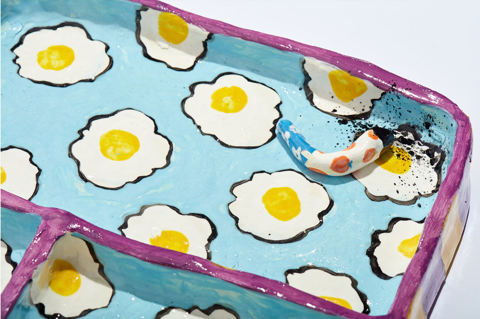 Edie Parker x Jake Clark Ceramic Tray in Fried Eggs